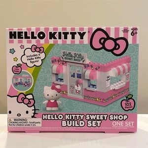 Hello Kitty | Toys | New Hello Kitty Sweet Shop Build Set | Poshmark